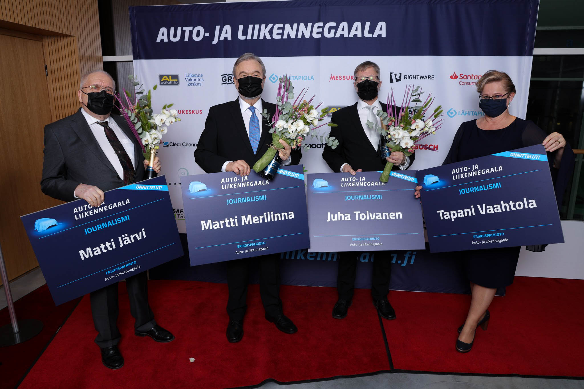 Journalismi-palkinto: MATTI JÄRVI, MARTTI MERILINNA, JUHA TOLVANEN JA ...